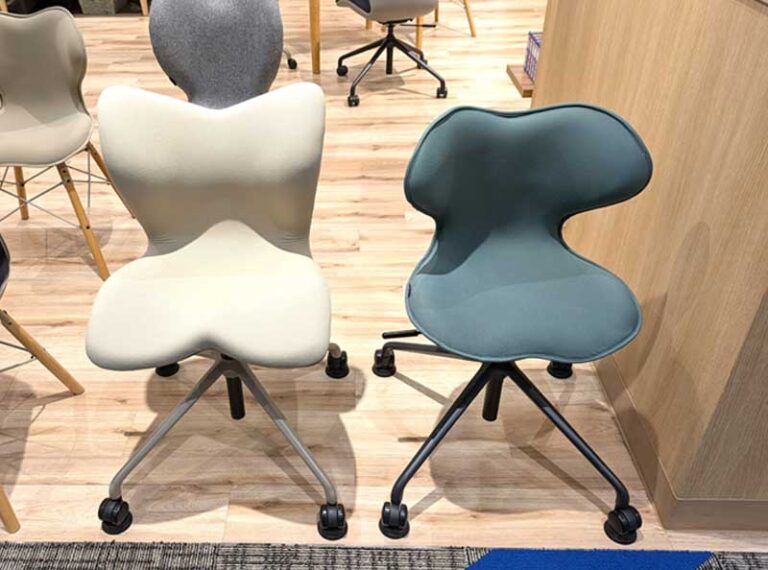 スタイルチェアPMC vs SMC徹底比較レビュー【座り心地・機能・選び方】 | えまけーブログ