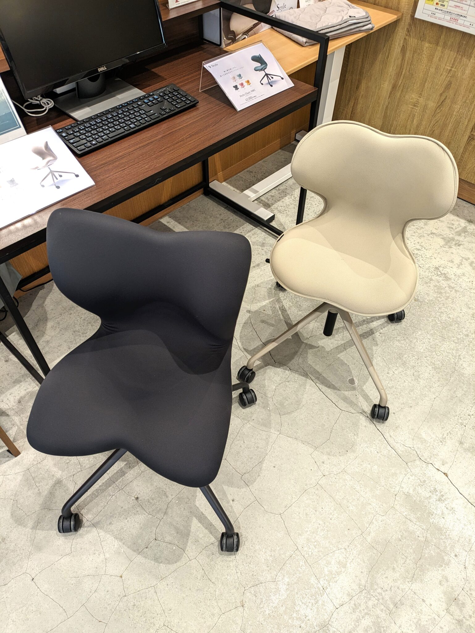 スタイルチェアPMC vs SMC徹底比較レビュー【座り心地・機能・選び方】 | えまけーブログ